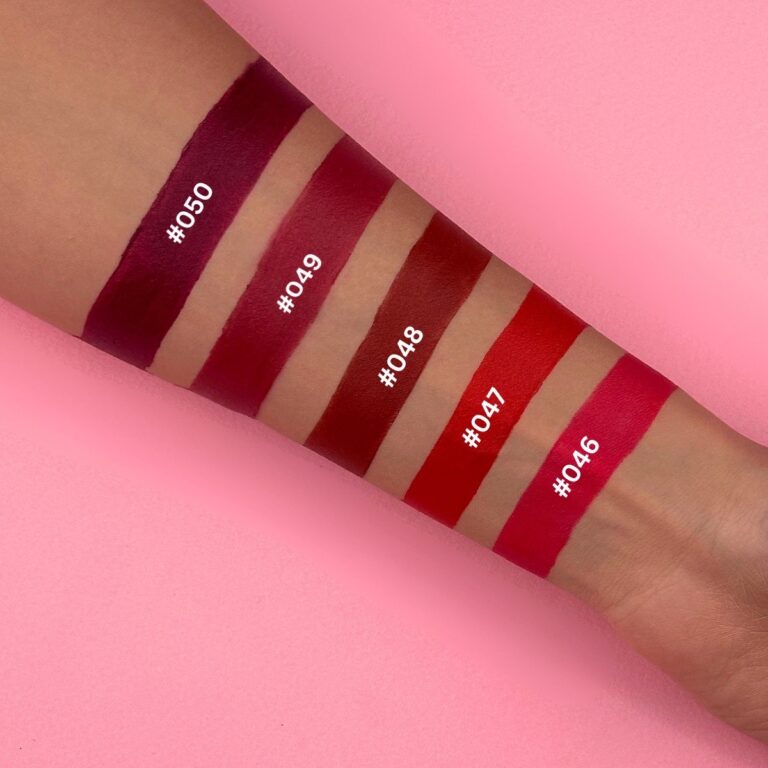 Kissproof Satin Me Up #047 (Ultra red) – Online shop
